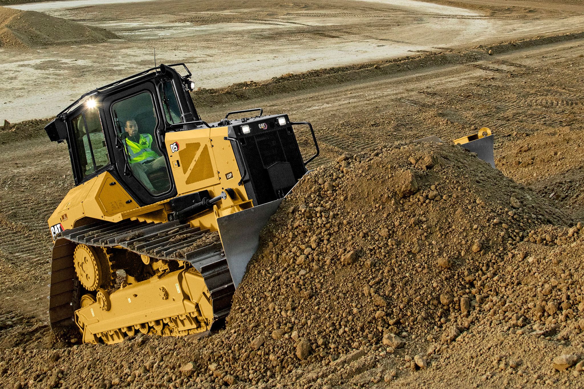 Cat® D5 - Máy Ủi Cỡ Trung | Phú Thái Cat